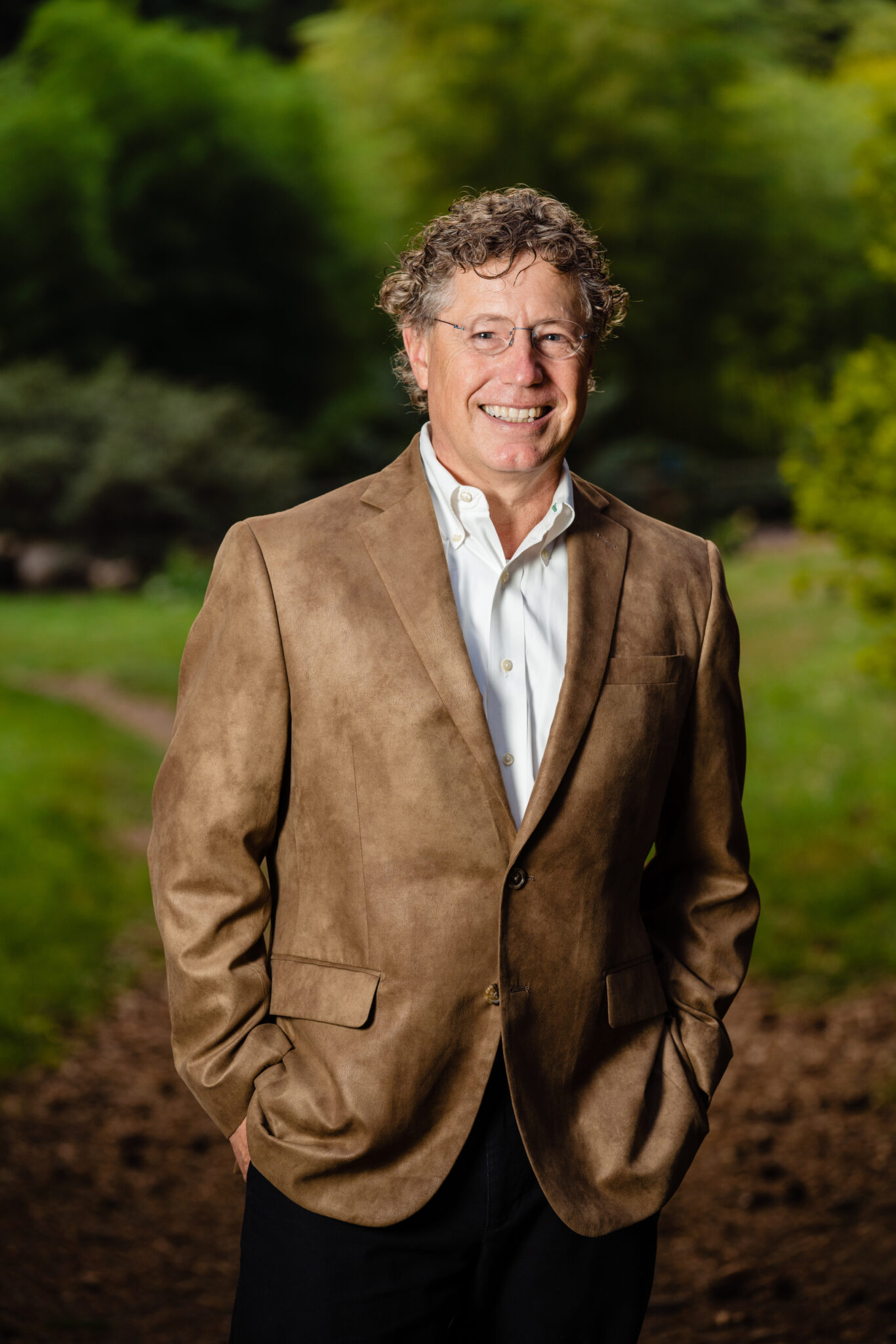 Dr. Roberto M. deCastro Announces Retirement After 35 Years at ...